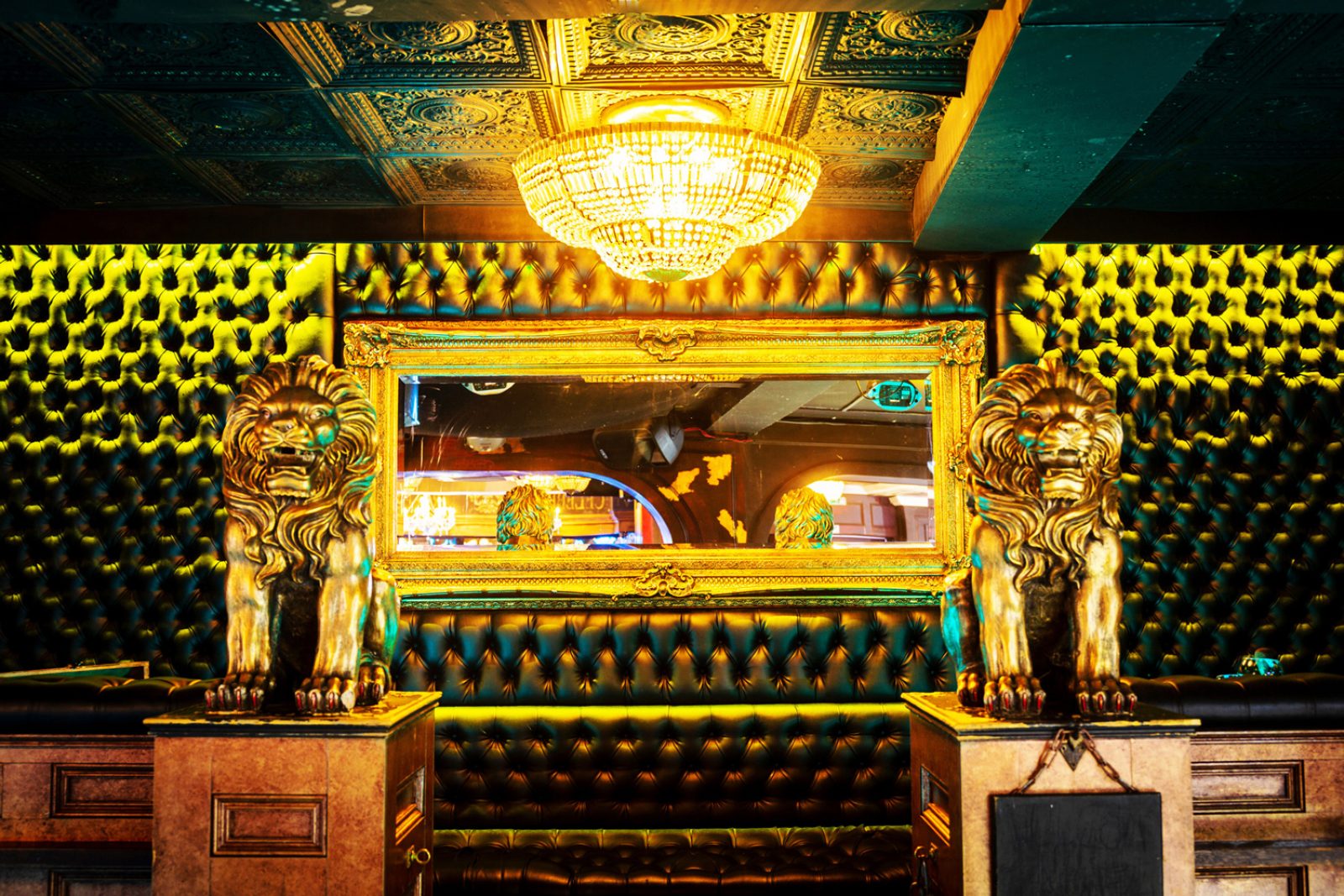 Mu Mu - Lounges. Cabaret. Club